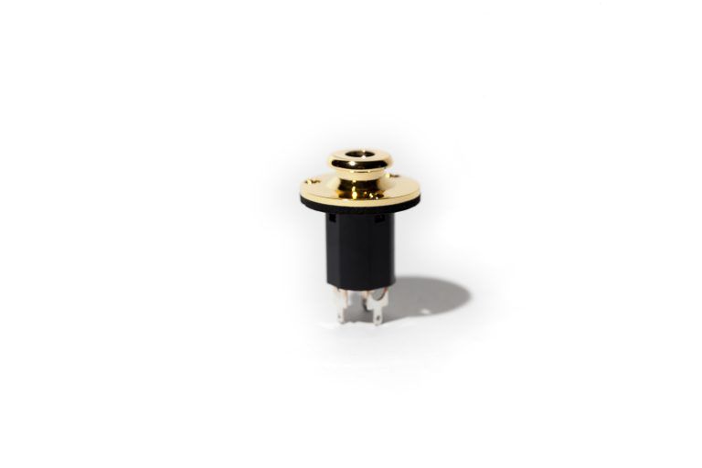 GOLD CIRCULAR FEMALE STEREO JACK CONNECTOR